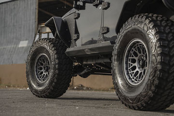 2014 Jeep Wrangler - KMC TECHNIC - Gray | KMC Wheels